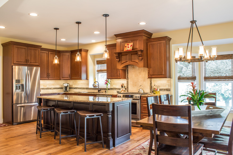 Jeff & Janice's Kitchen - Traditional - Kitchen - Detroit - by Dream ...