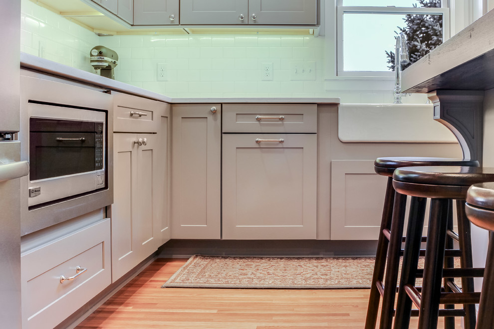 Jenn Vogel's Diamond Distinction Kitchen Cabinets - Transitional ...