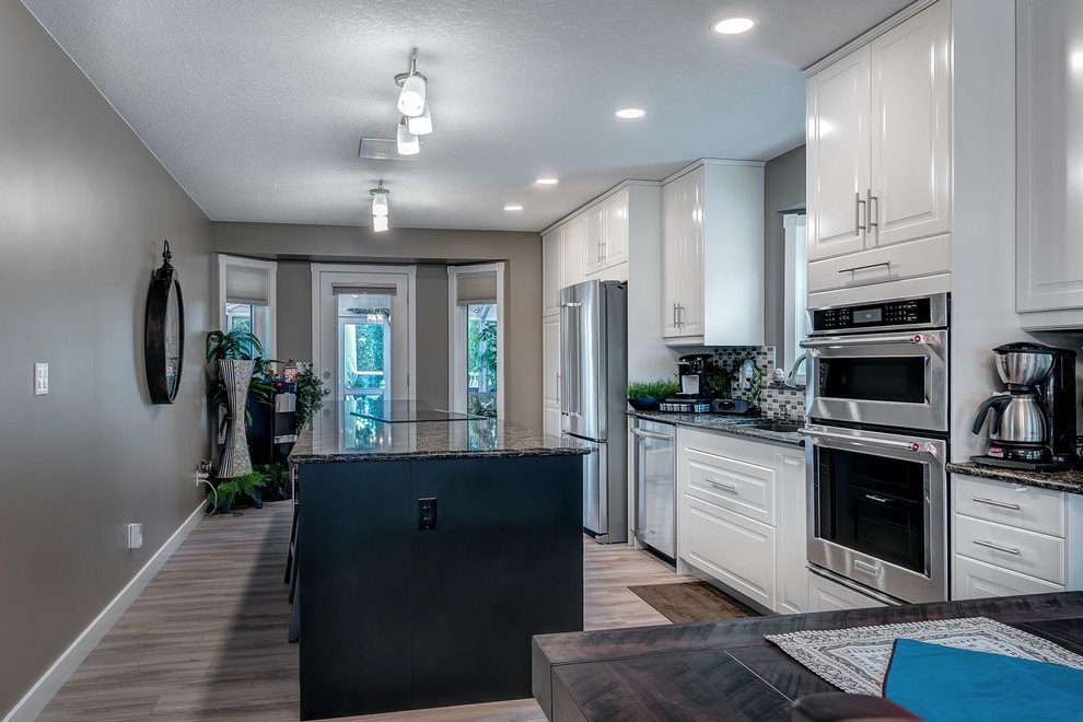 Jordan Crescent Major Renovation - Modern - Kitchen - Vancouver - by ...