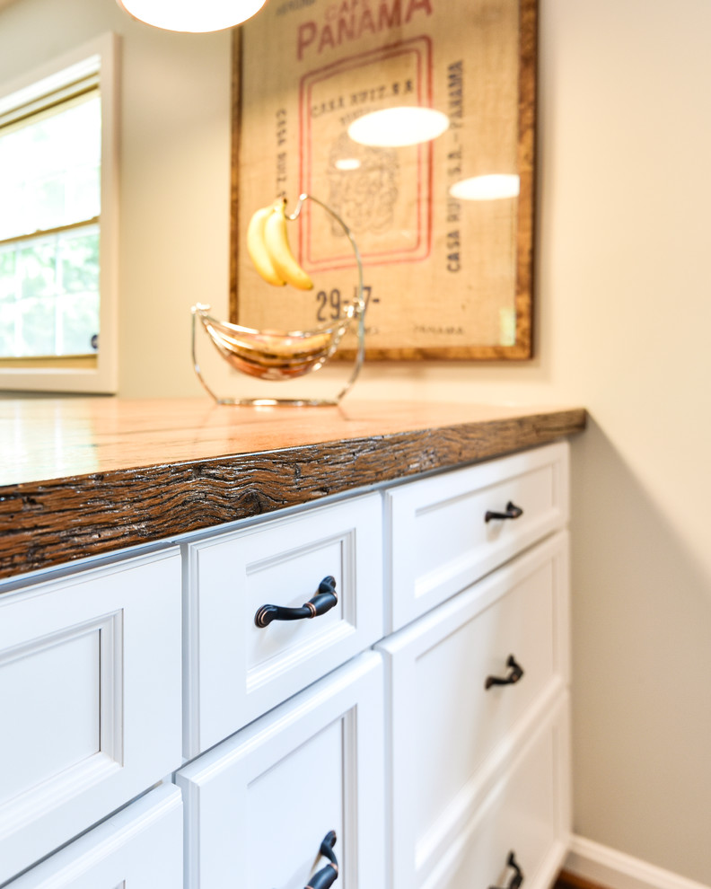 Jordan / Veronica Huntzinger - Farmhouse - Kitchen - DC Metro - by ...