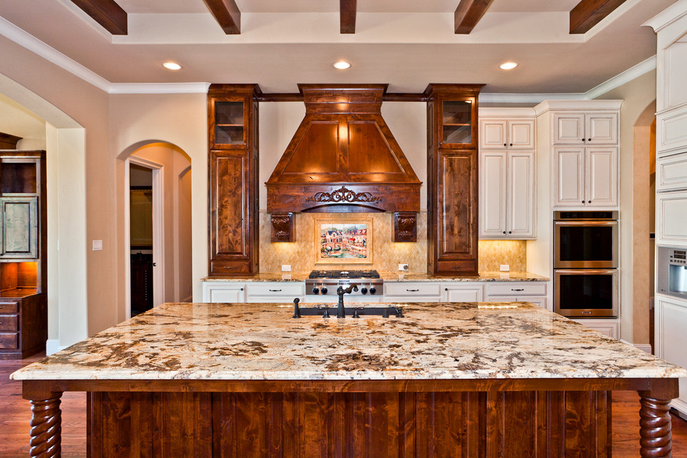 Juliette - Traditional - Kitchen - Dallas - by Joseph Paul Homes | Houzz
