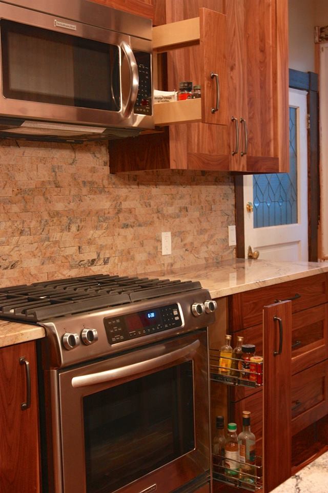 Juperana Exotica Granite with Split-Face tile - Traditional - Kitchen ...