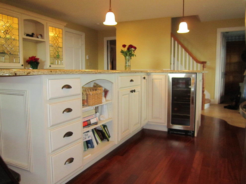 Karen's Kitchens - Traditional - Kitchen - Portland Maine - by Hancock ...