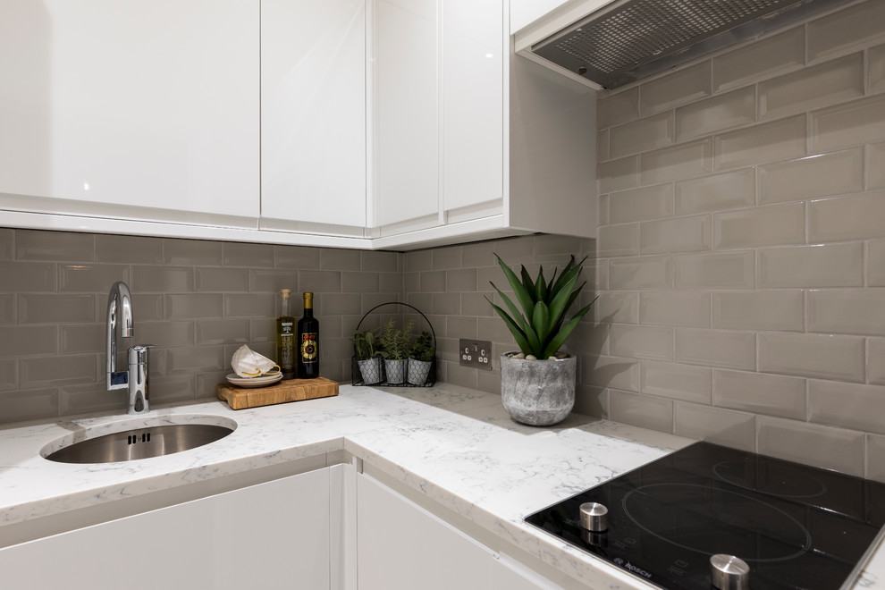 KINGS COURT - Modern - Kitchen - London - by Huntsmore | Houzz