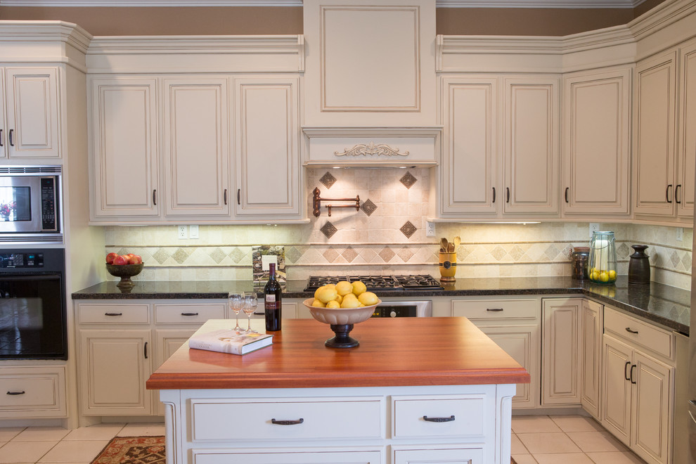 Kirby Kitchen - Traditional - Kitchen - Houston - by Windham ...