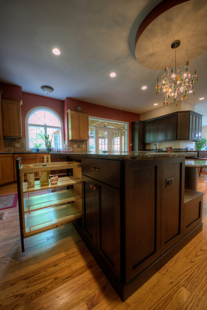 Kitchen 3 by Designer, Mary Ann Pugh - Kitchen - St Louis - by Henry ...
