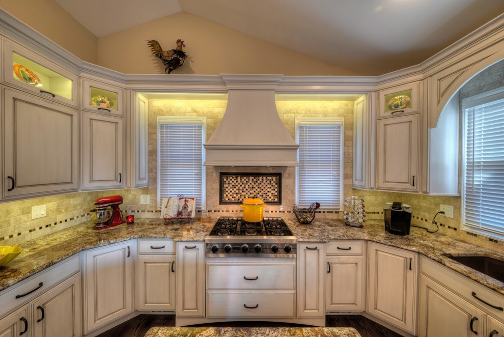 Kitchen 6 by Designer, Mary Ann Pugh - Kitchen - St Louis - by Henry ...