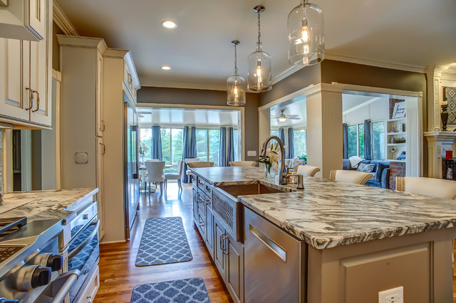 Kitchen & Sunroom - Classique Chic - Cuisine - Nashville - par Superior ...