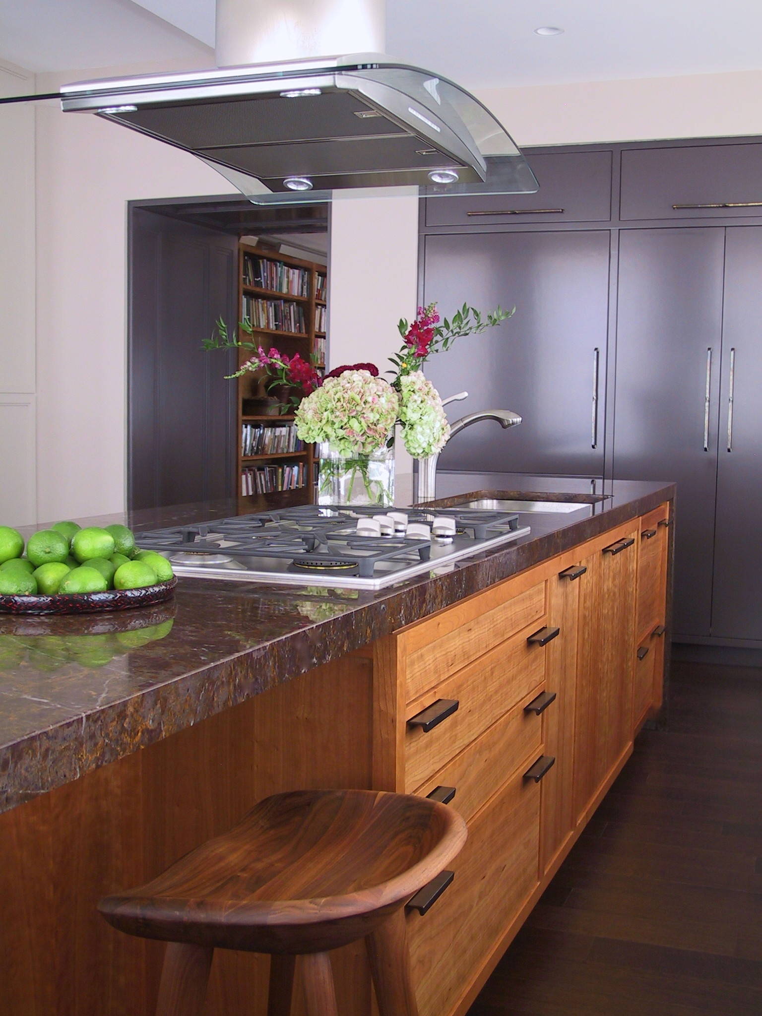How to Keep Your Kitchen Cabinets Spick and Span