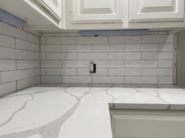 KITCHEN - Backsplash - Ceramic Subway Tile 3" x 12" - Transitional ...