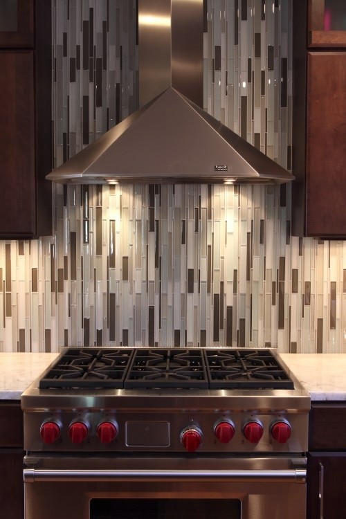 Kitchen Backsplash Ideas - Transitional - Kitchen - Detroit - by ...