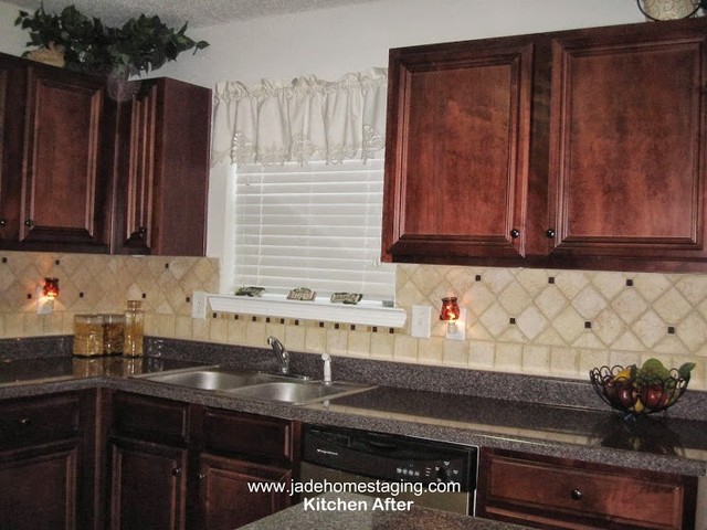 Kitchen Backsplash - Traditional - Kitchen - Atlanta - by Jade Home ...