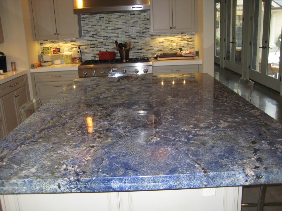 Kitchen: Blue Bahia Granite Island - Traditional - Kitchen - New ...