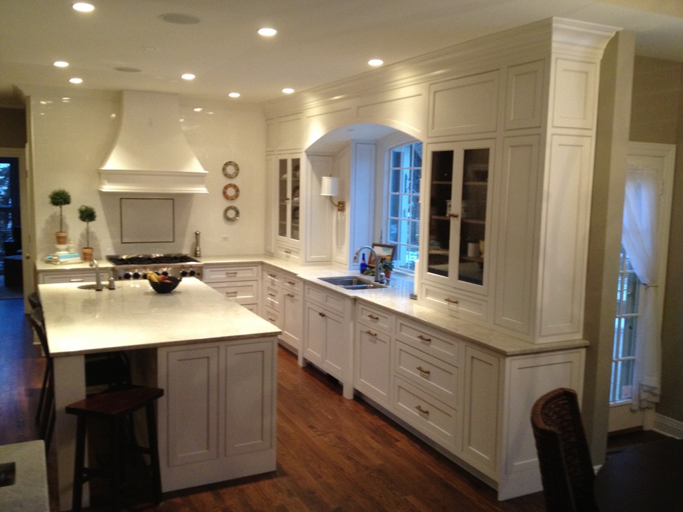 Kitchen - Traditional - Kitchen - Chicago - by Chartreuse Design, Ltd ...