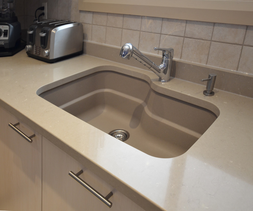 Kitchen Counter Upgrade - Silestone Coral Clay - Modern - Kitchen ...