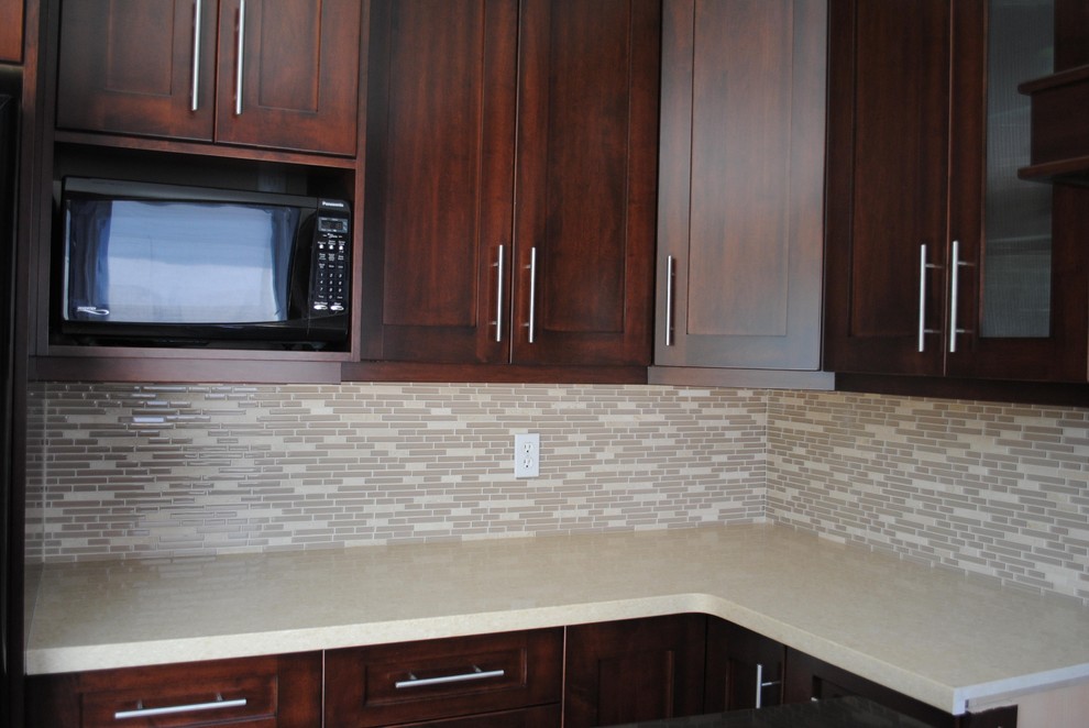 Kitchen Countertop and Backsplash - Modern - Kitchen - Toronto - by ...