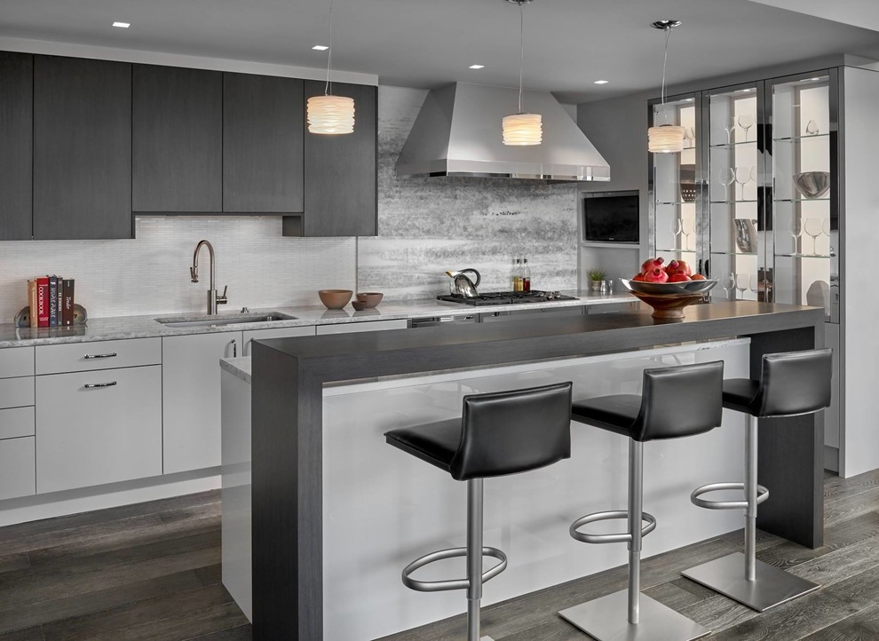 Kitchen Countertop and Full Height Backsplash - Kitchen - Chicago - by ...