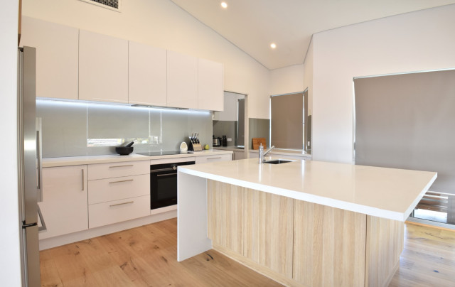 Kitchen Design by Simon Cox - Contemporary - Kitchen - Perth - by Joyce ...