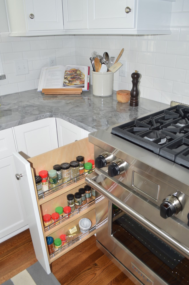 Kitchen Hudson Ohio - Traditional - Kitchen - Cleveland - by Studio 76 ...