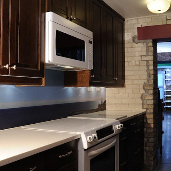 Kitchen in converted power station - Éclectique - Cuisine - Ottawa ...