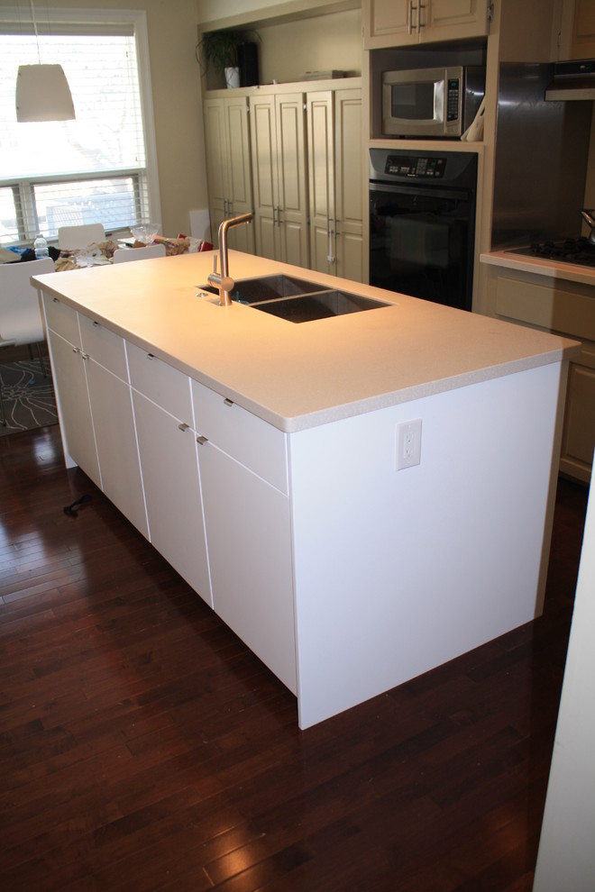 Kitchen Island and countertops - Contemporary - Kitchen - Calgary - by ...