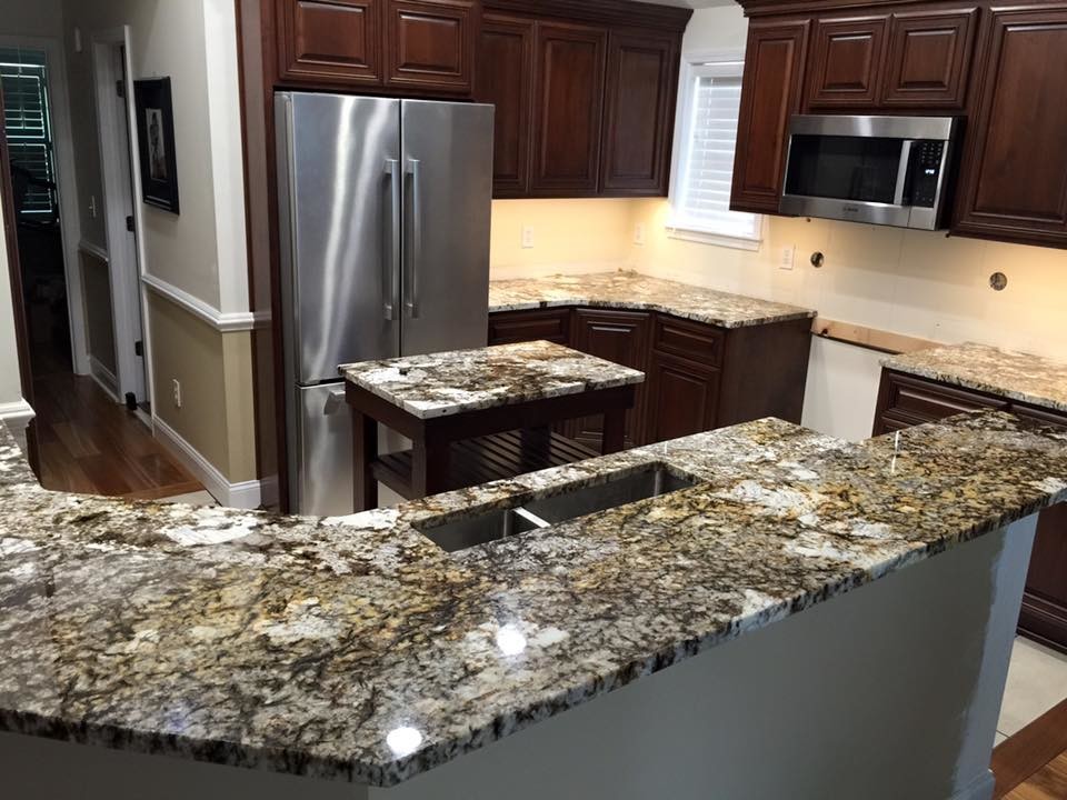 Kitchen island and raised bar with granite countertops - Copenhagen 3cm ...