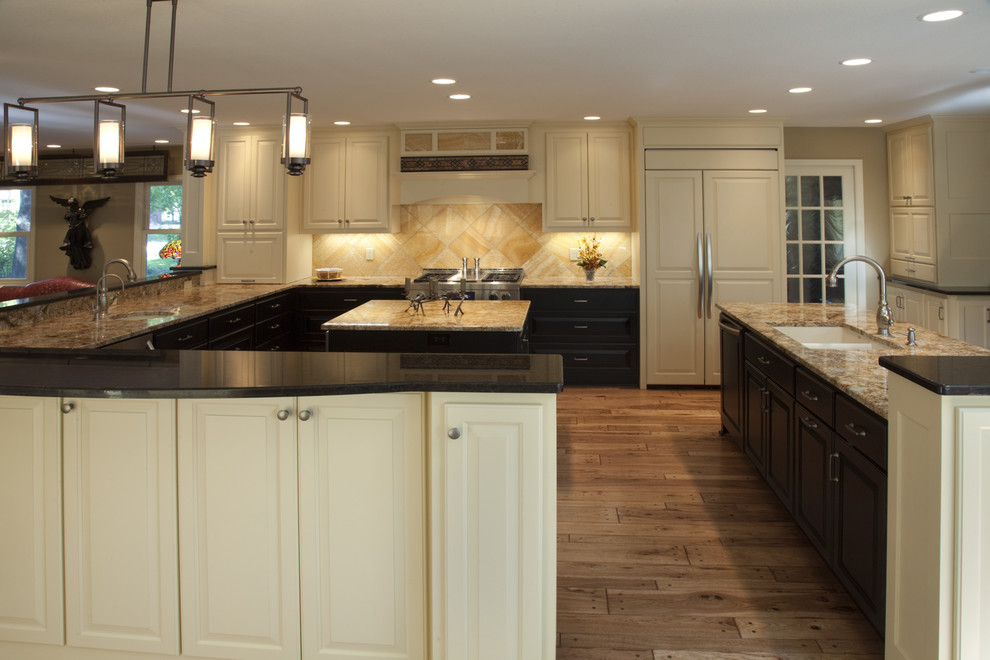 Kitchen Island - Classique Chic - Cuisine - Milwaukee - par Wade Design ...