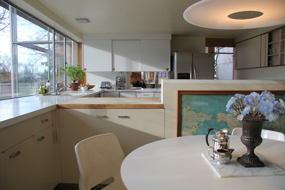 Kitchen - Modern - Kitchen - Seattle - by Janof Architecture | Houzz