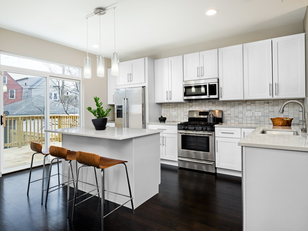 Kitchen - Modern - Kitchen - Chicago - by MK Construction & Builders ...