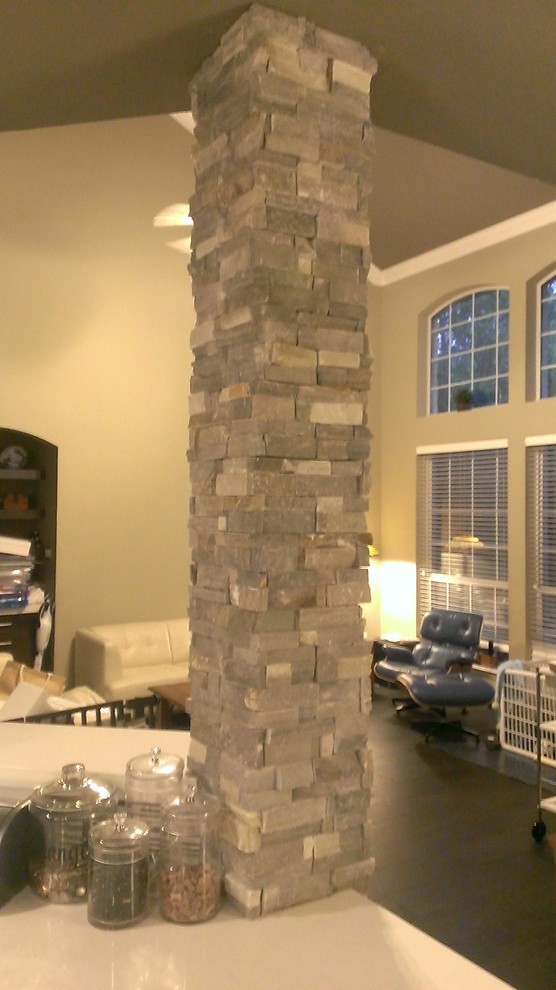 KITCHEN - Peninsula Wall and Column - Facade / Stacked Stone ...