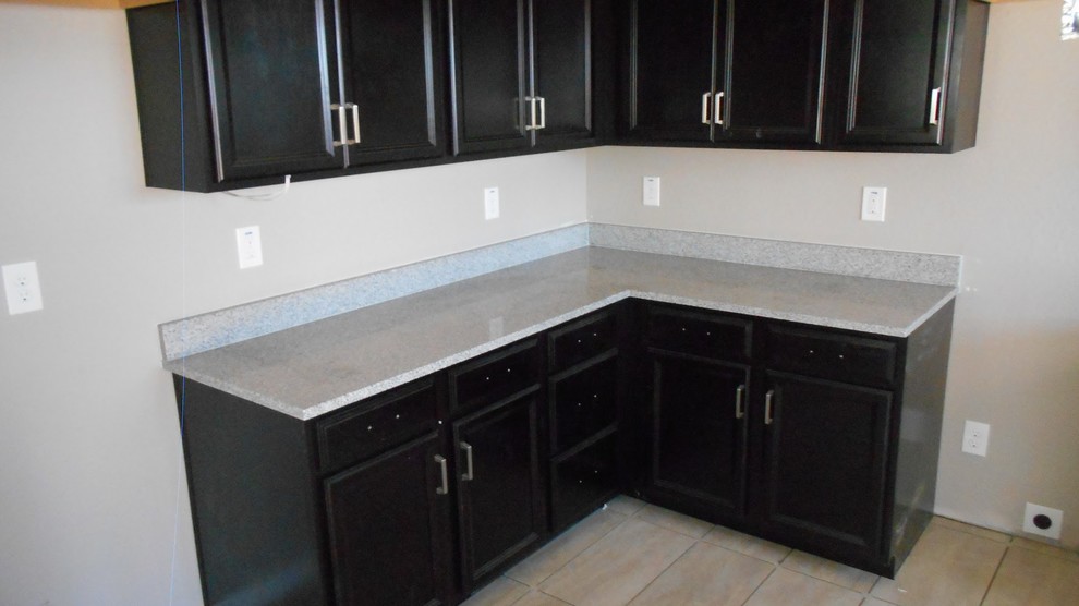 Kitchen Perimeter with Pebble Beach Granite Countertops - Kitchen ...