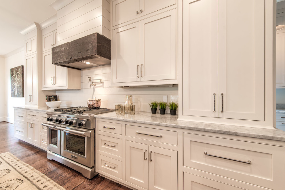 Kitchen - Kitchen - Charlotte - by Pike Properties | Houzz