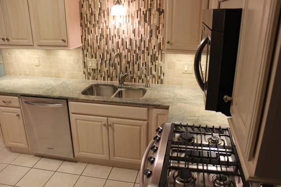 Kitchen Remodel, Akron, OH #5 - Medallion - Classique - Cuisine ...