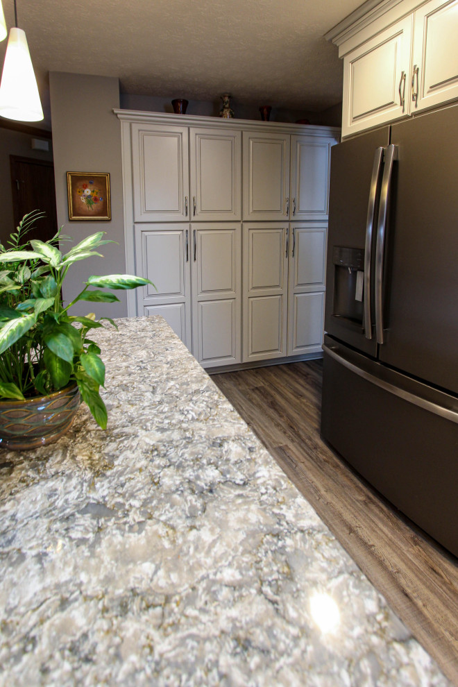 Kitchen Remodel with Painted Ember Glaze Cabinetry by Waypoint Livingspaces - Kitchen ...