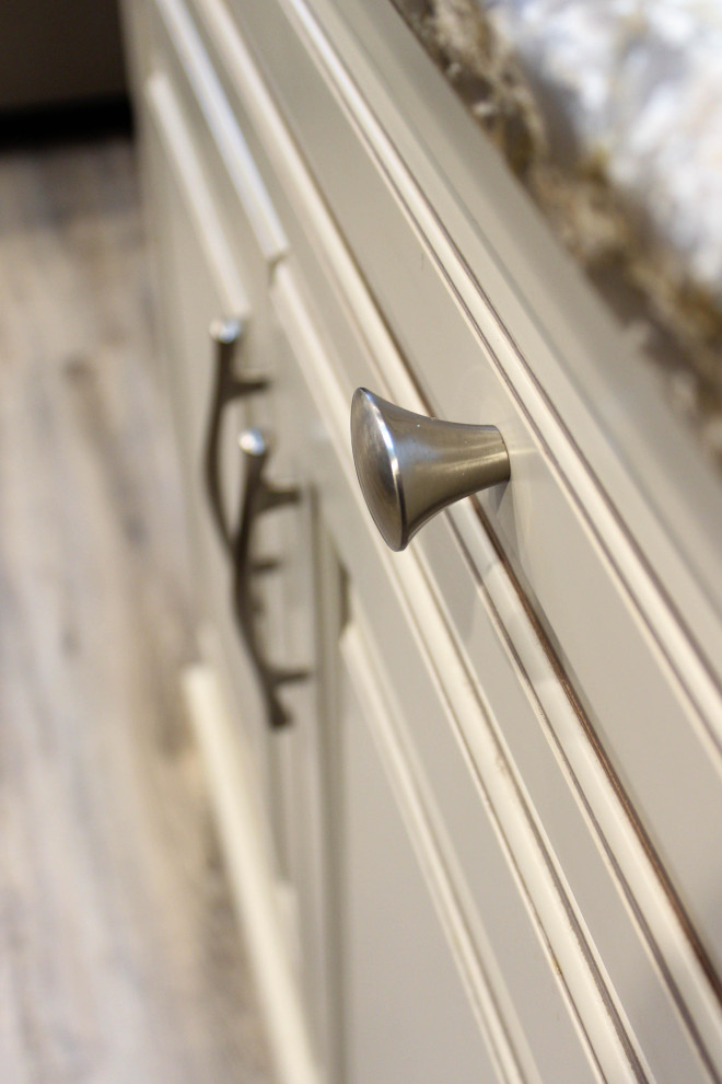 Kitchen Remodel with Painted Ember Glaze Cabinetry by Waypoint Livingspaces - Kitchen ...