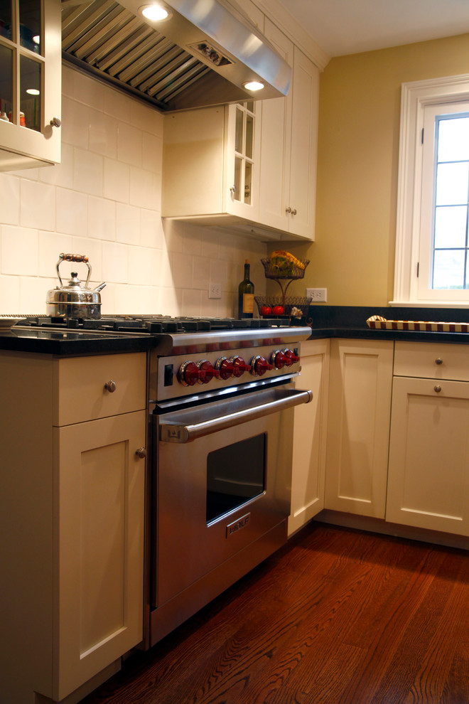kitchen remodels - Traditional - Kitchen - New York - by Murphy ...