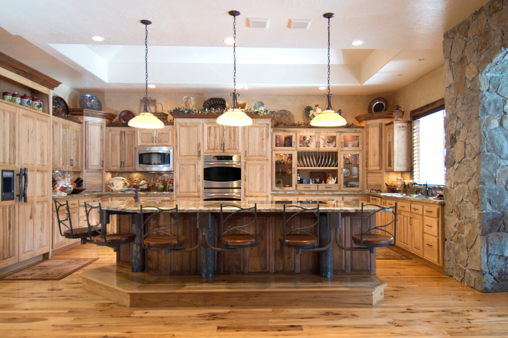 Kitchen Snack Bar Seating - Traditional - Kitchen - Salt Lake City - by ...