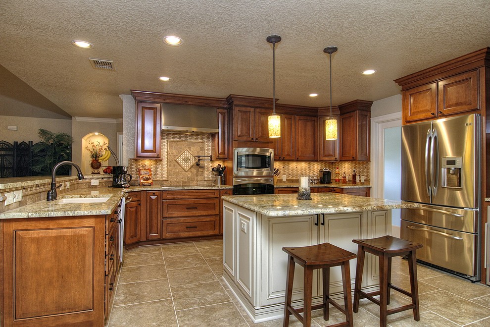 Kitchen - Traditional - Kitchen - Austin - by West Ridge Custom Homes ...