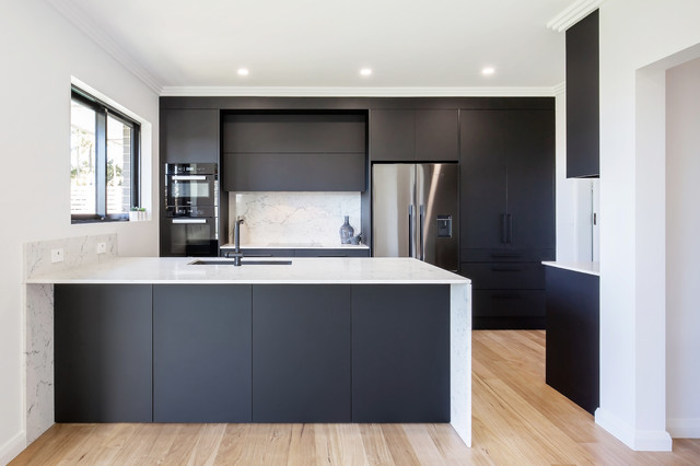 Kitchen with Black Laminex Absolate Matt doors - Modern - Kitchen ...