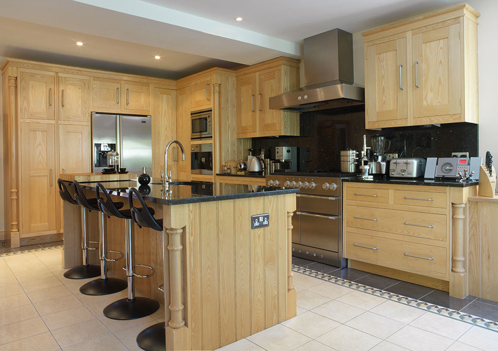 Kitchen with Integral Bar - Modern - Kitchen - Kent - by Potts Ltd ...