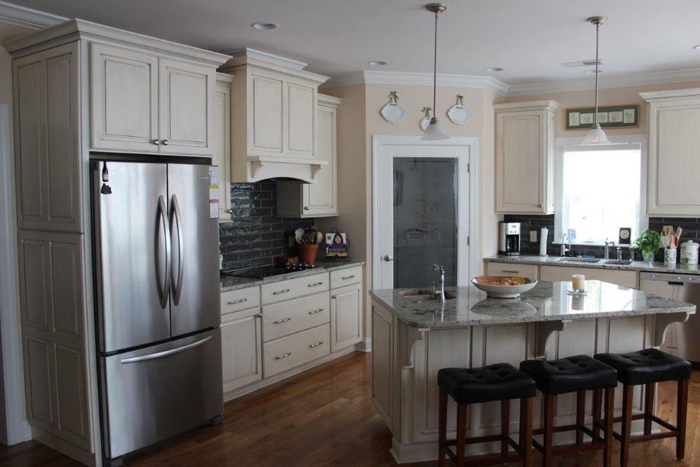 Kitchen With Walk In Pantry - Transitional - Kitchen - Other - by QRI ...