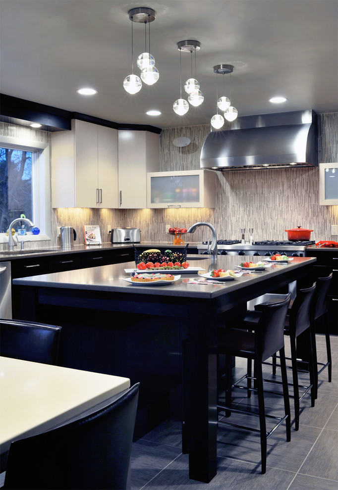 kitchendesigns.com - Transitional - Kitchen - New York - by Kitchen ...