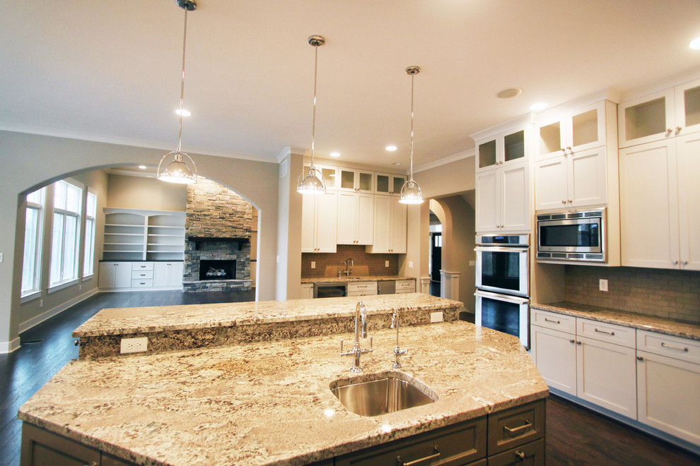 Kitchens - Traditional - Kitchen - Indianapolis - by Duke Homes, Inc ...