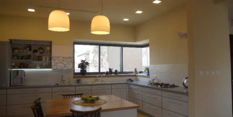 Kitchens in Israel - Contemporary - Kitchen - Other - by Ruth Seidenwar ...