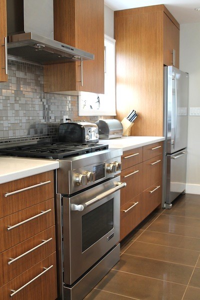 Kitsilano Teak Kitchen - Modern - Kitchen - Vancouver - by Art ...