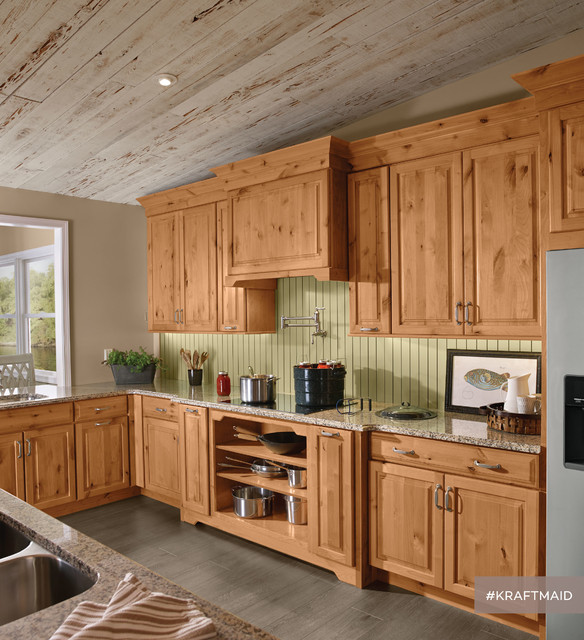 KraftMaid: Rustic Alder Kitchen Cabinetry in Natural - Montagne ...
