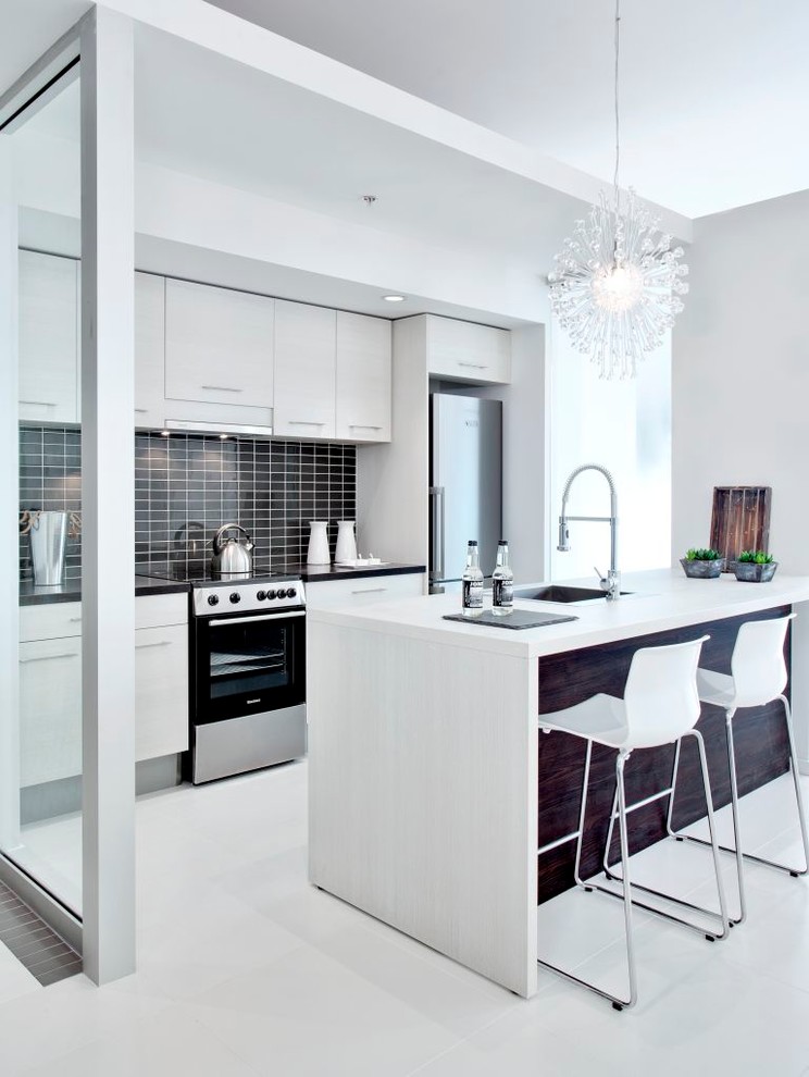 La Catherine Condominiums - Modern - Kitchen - Montreal - by Mobalpa ...