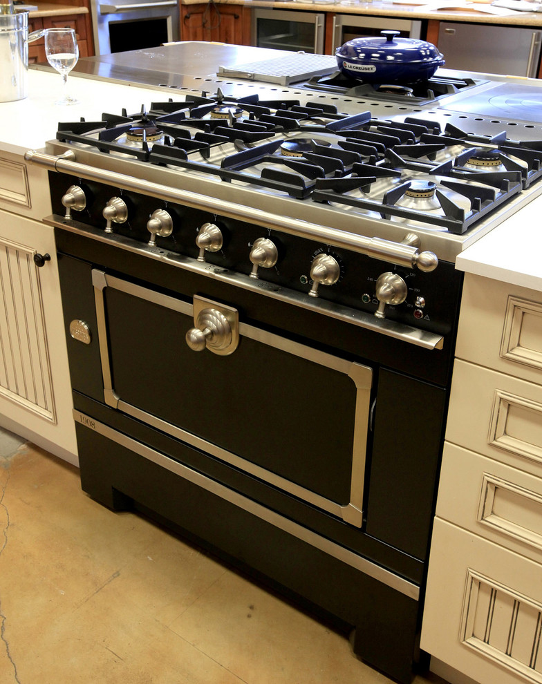 La Cornue - Custom, handcrafted range/ovens - Traditional - Kitchen ...