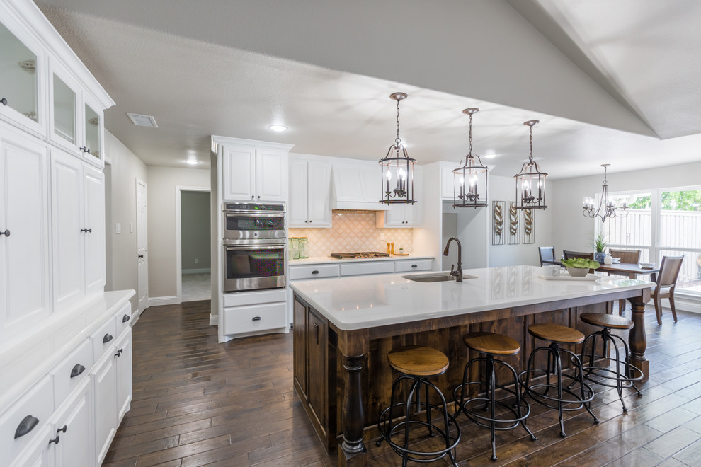 La Cosa - Traditional - Kitchen - Dallas - by Gridiron Investments | Houzz