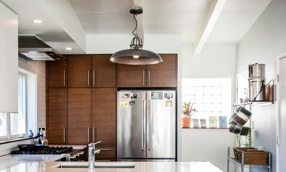 La Grange MCM Re-envisioned - Midcentury - Kitchen - Chicago - by Liv ...